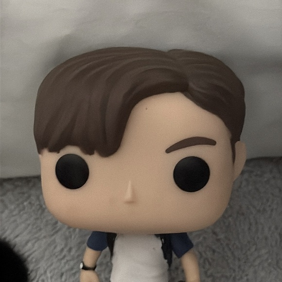 Funko | Toys | Funko Pop Movies It Bill With Pistol Vinyl Figure 537 ...